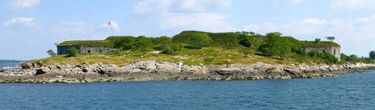 fort-scammell - Salt and Mist Sea Tours